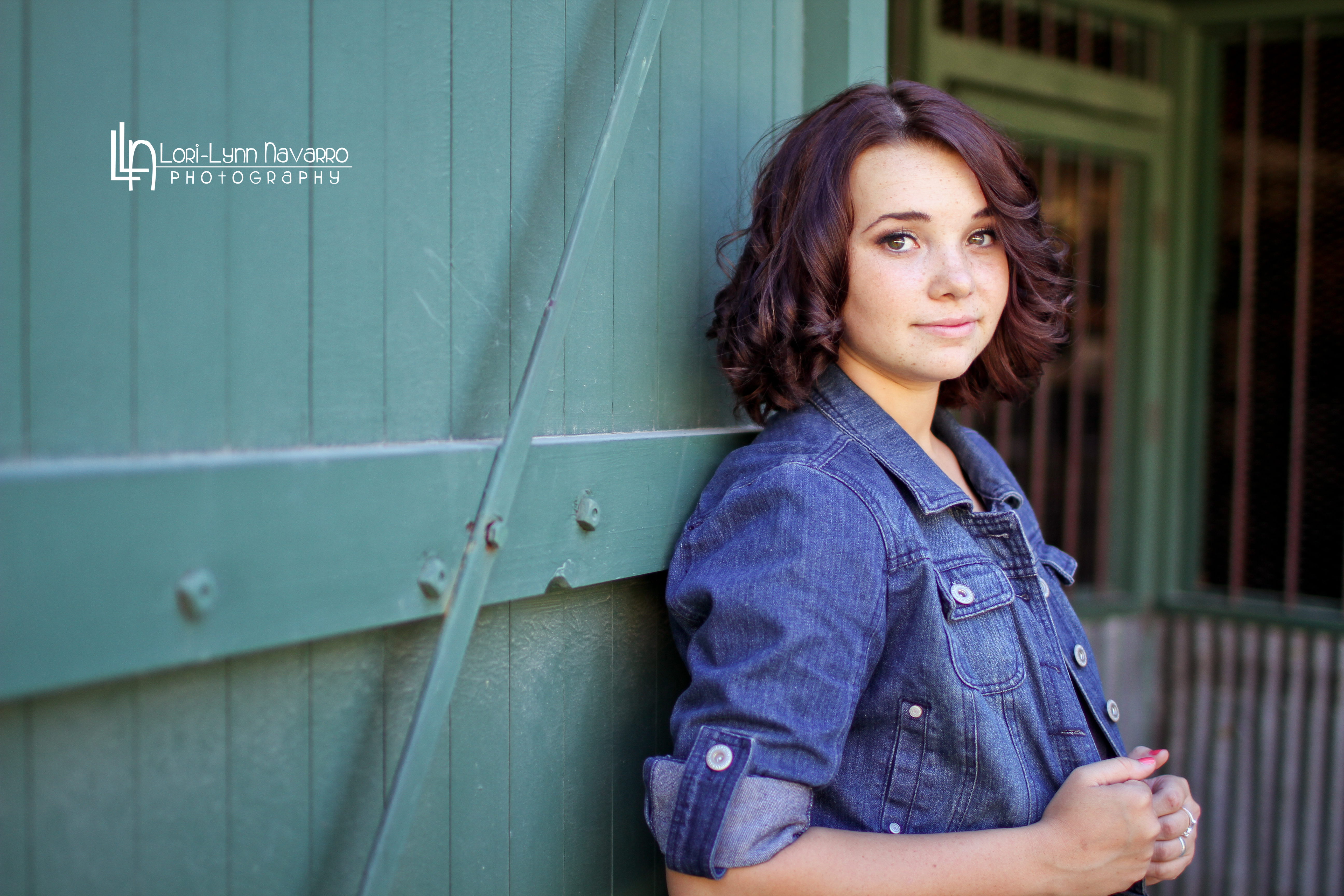 Senior Portraits with Alyssa | Lori-Lynn Navarro Photography