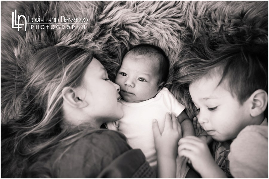 A Newborn Lifestyle Session with the Lambert Family | Lori-Lynn Navarro ...