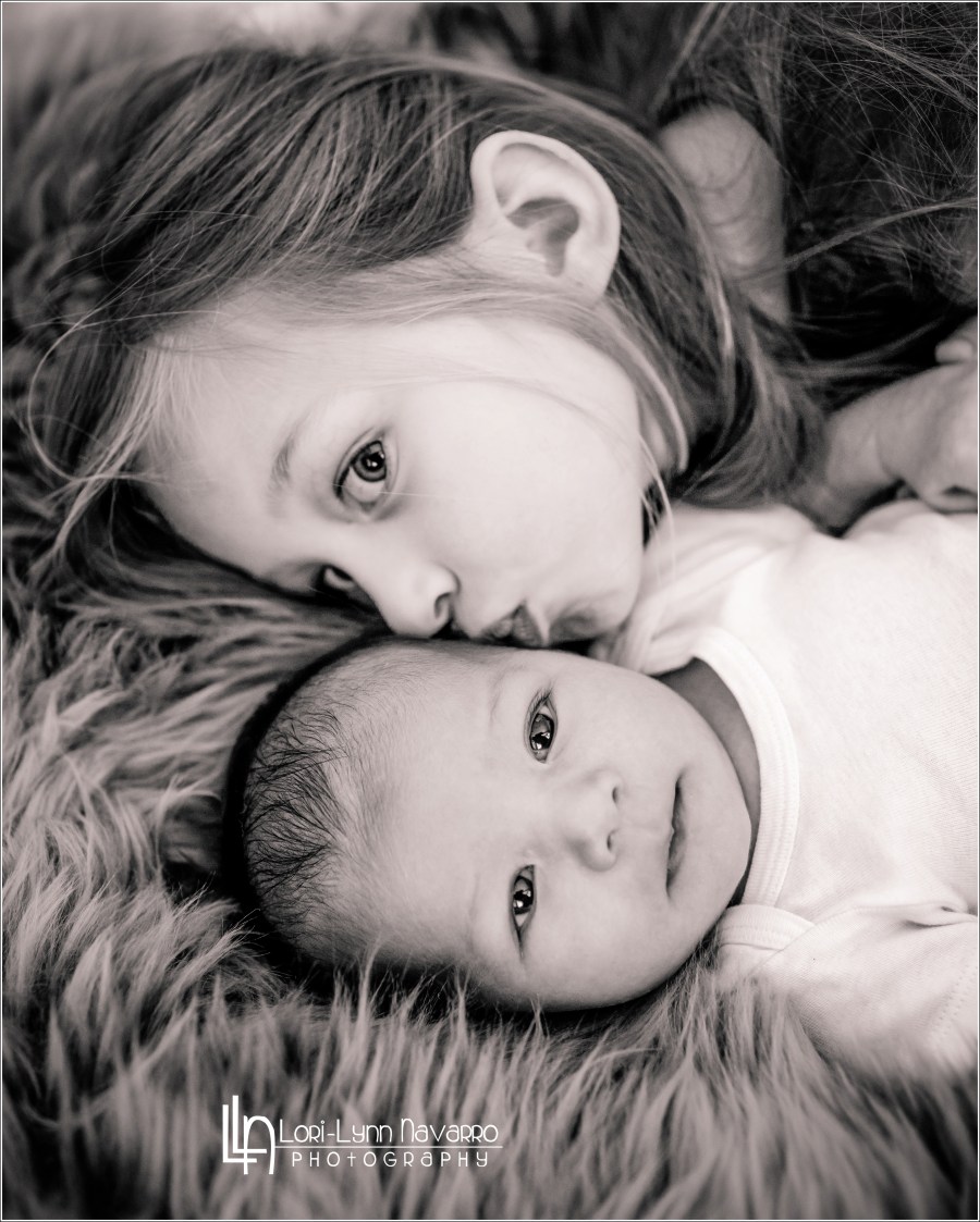 A Newborn Lifestyle Session with the Lambert Family | Lori-Lynn Navarro ...